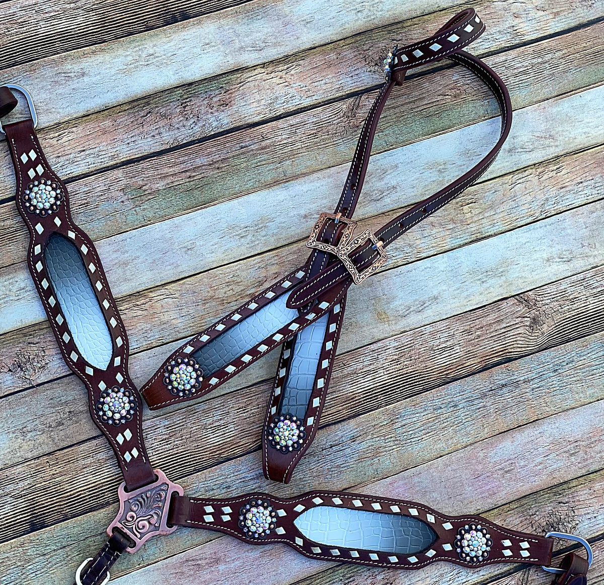 White Ombre Cob Size Tack Set – Twisted T Tack